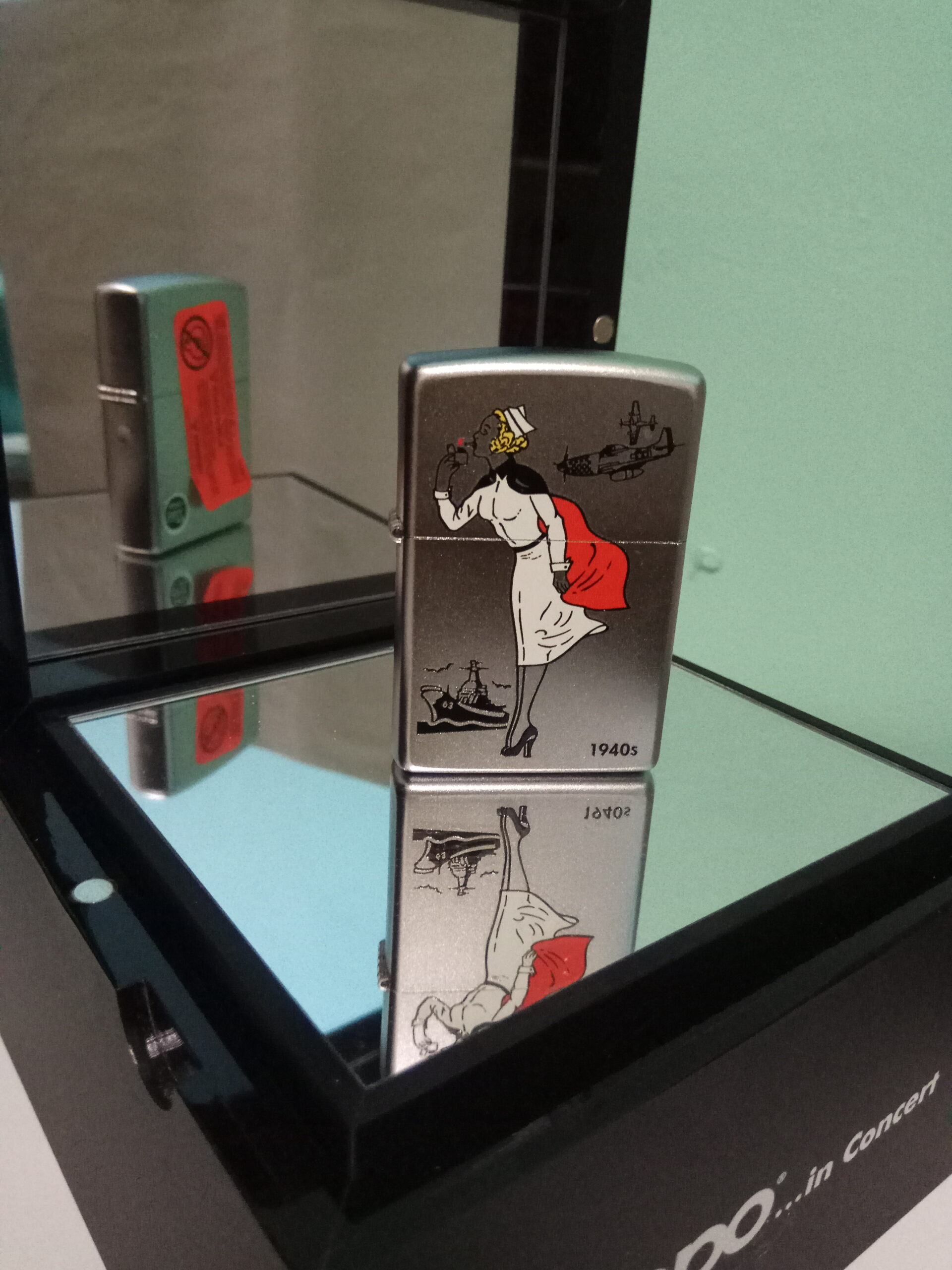 Zippo Windy Girls 1040's, Zippo Lady 1940's - Zippo Village - Limited ...